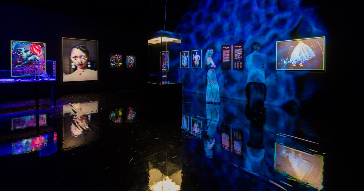 Naked Tour - Kunsthal